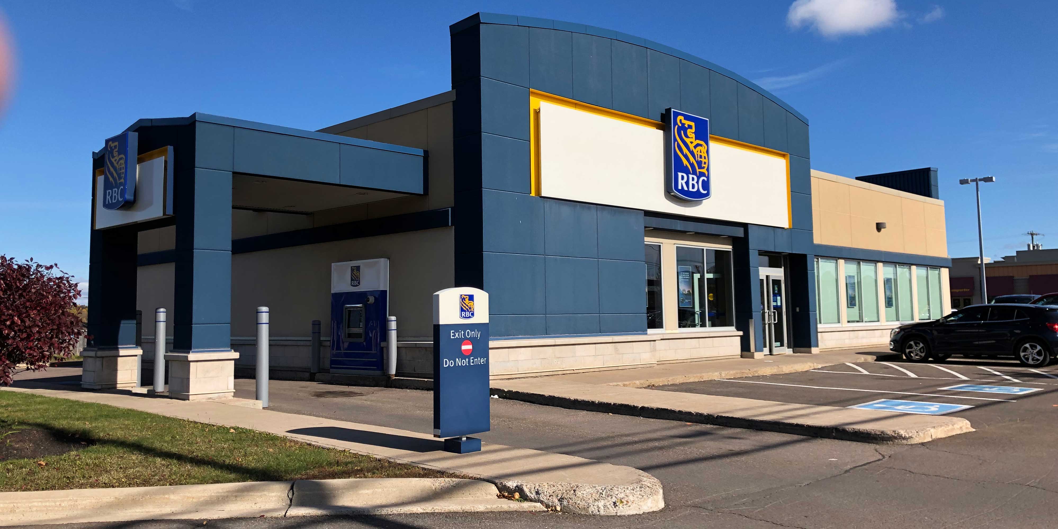 1955 Mountain Road (RBC) - Moncton, New Brunswick - Thrive